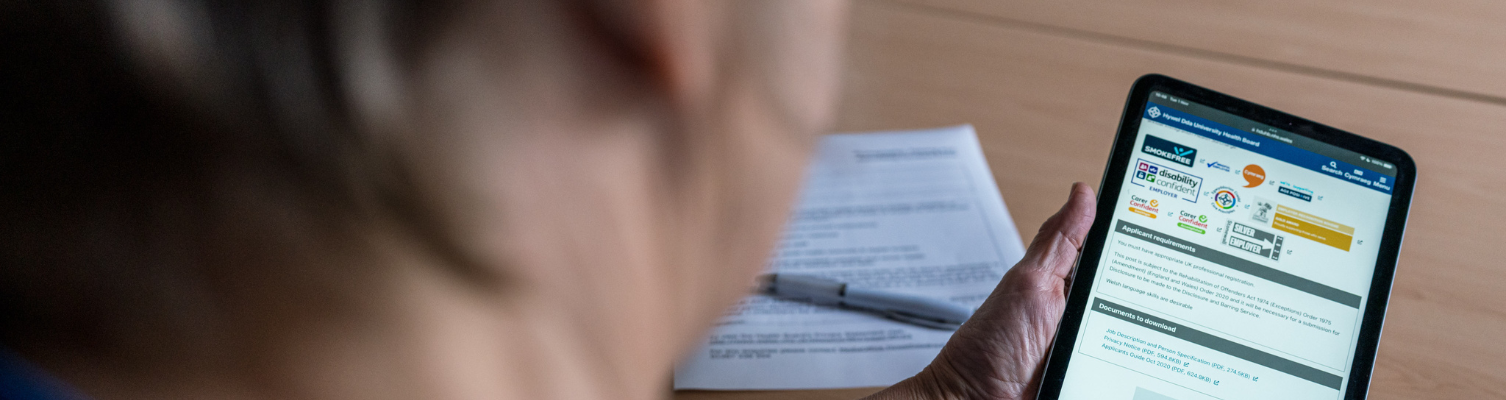 Current vacancies - Hywel Dda University Health Board