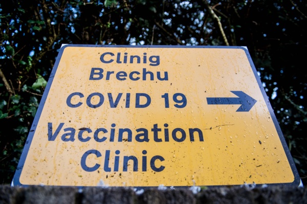 Updates to opening times for walk-ins at mass vaccination centres ...
