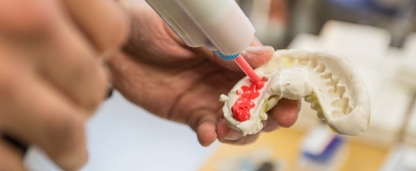 HEIW will support student dental nurse's professional body membership ...